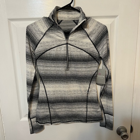 Athleta | Tops | Nwt Athleta Running Wild Half Zip | Poshmark